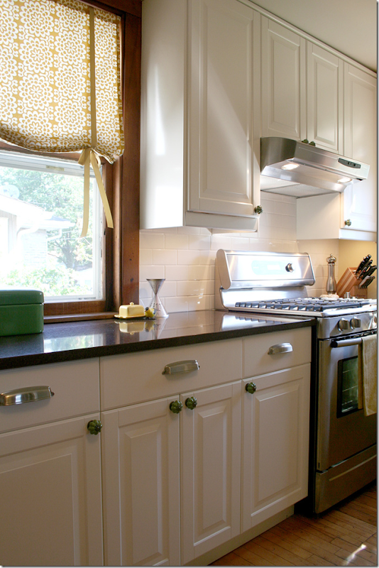 {So Much} Jane and Eugene: Homemade kitchen curtains.